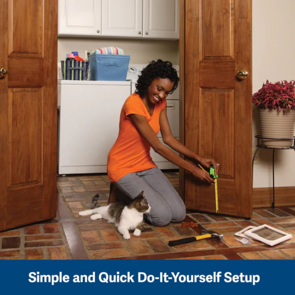 PetSafe - P1-4W-11 4-Way Interior Locking Cat Door - Pet Door – PetsTEK